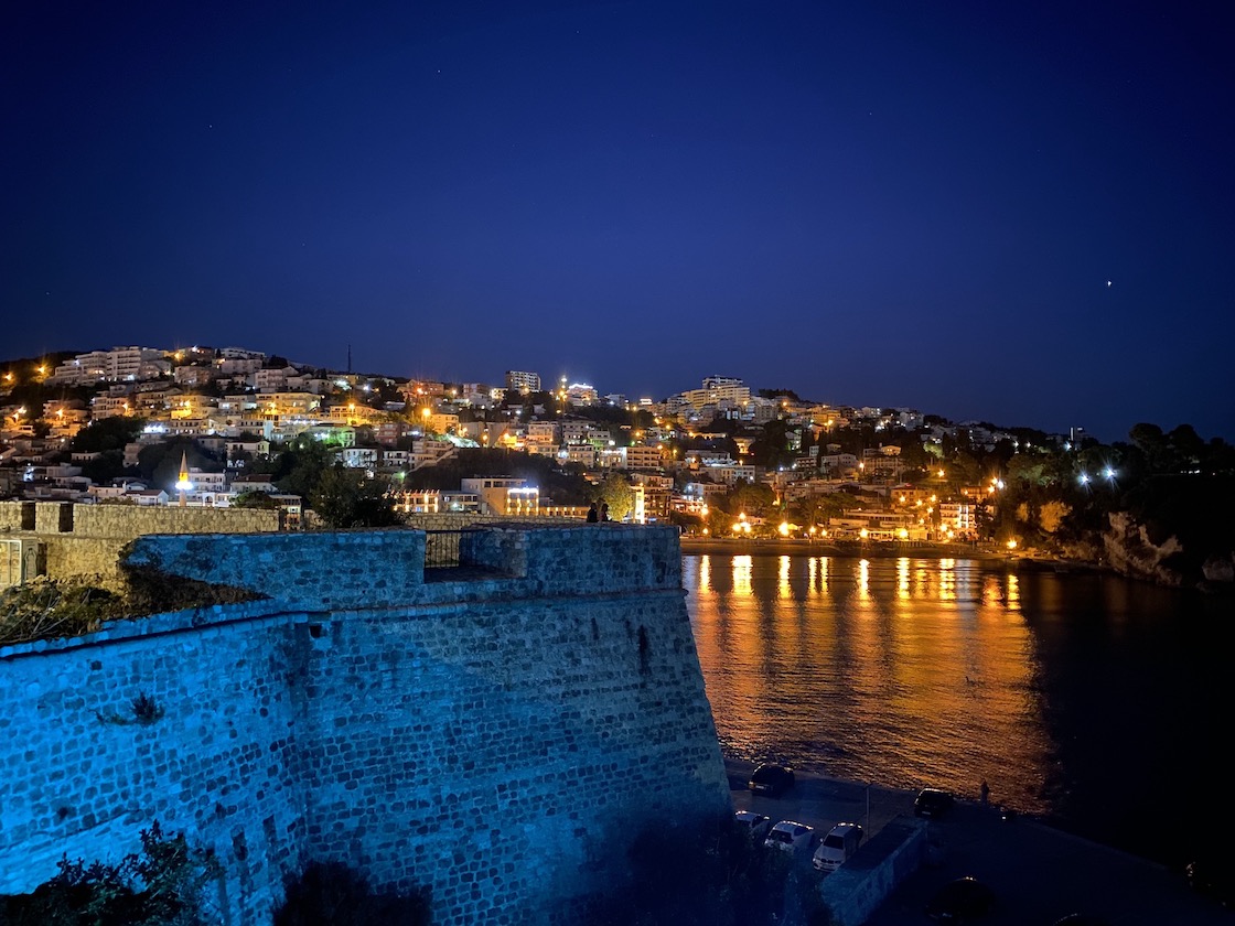 Ulcinj, paseando por un casco antiguo milenario – CRÓNICAS NÓMADAS